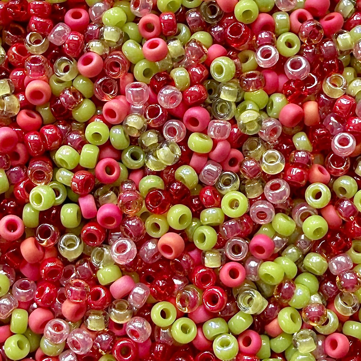 Free Candy Cane Beading Tutorial | The Bead Mix